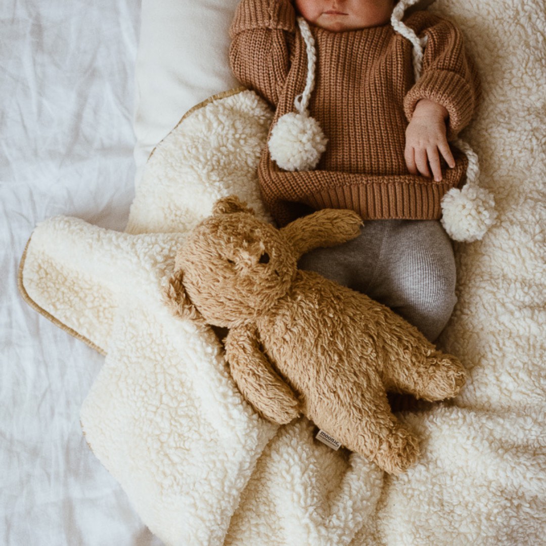 Moonie Organic Humming Bear with Lamp – Urban Essentials Philippines