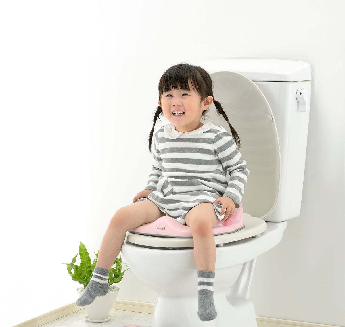 Richell - Pottis Potty Seat K – Urban Essentials Philippines